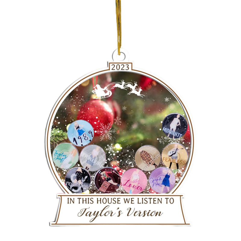 🎅In This House We Listen To Taylor's Version Ornament🎅 – bellblom